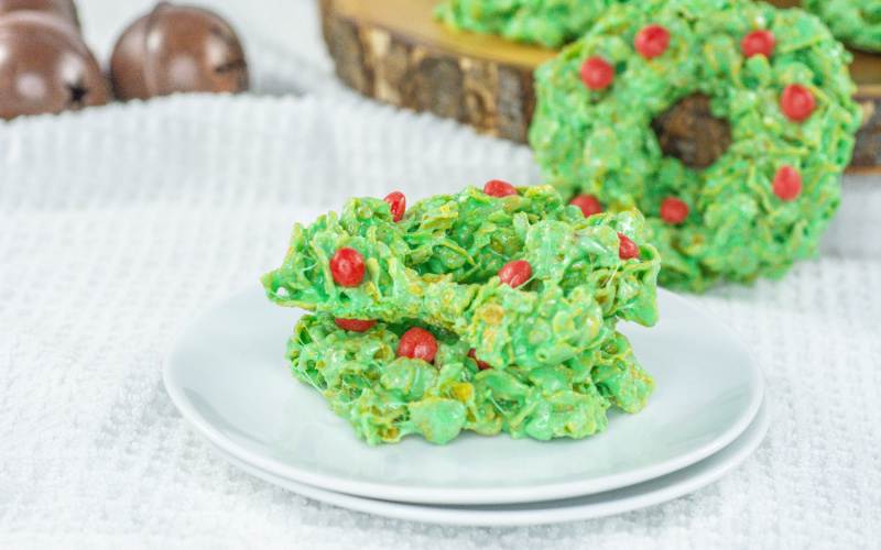 No Bake Cornflake Christmas Wreath Cookies - Laura Kelly's Inklings